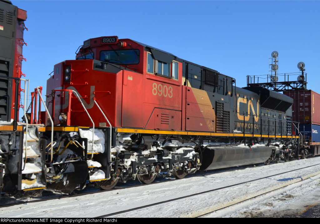 CN 8903